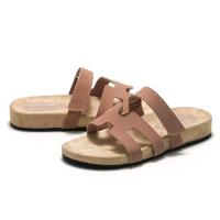 China 2022 new spring and summer sandals women outdoor beach casual shoes lightweight non-slip flat slippers wholesale for sale