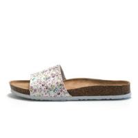 China Outdoor Ladies Sandals  Small Flowers Non Slip Summer Ladies Sandals for sale