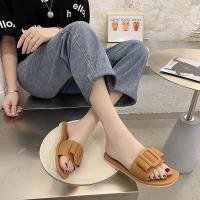 China New design 2022 summer sandals women fashion open toe outdoor casual shoes soft sole flat slide slippers for sale