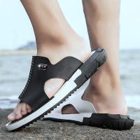 China Summer Large Size Flat Flip Flops Outdoor Non Slip Light Weight for sale