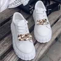 China Women Cheap Comfortable flats sneakers wholesale Fashion lady loafers casual breathable shoes 2022 sports for sale