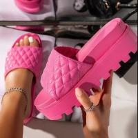 China Comfortable and stylish New women thick sole non-slip beautiful casual shoes solid color large size ladies slippers high sandals for sale