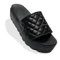 China Comfortable and stylish New women thick sole non-slip beautiful casual shoes solid color large size ladies slippers high sandals for sale
