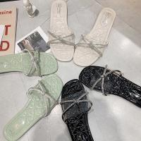 China New fashion wholesale Transparent diamond sandals high quality wedge casual outdoor shoes women slippers in summer for sale