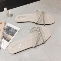 China New fashion wholesale Transparent diamond sandals high quality wedge casual outdoor shoes women slippers in summer for sale