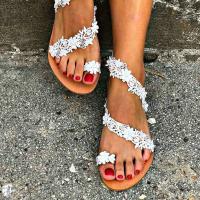China 2022 fashion trend casual solid color sandals flat beach lightweight slippers for women and ladies floral sandals for sale
