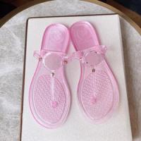 China Sandals 2022 Summer Fashion solid color jelly flip flops Anti-Slip flat slippers For women and ladies in stock for sale