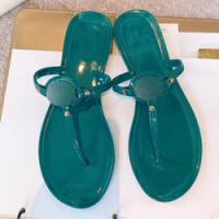 China Sandals 2022 Summer Fashion solid color jelly flip flops Anti-Slip flat slippers For women and ladies in stock for sale