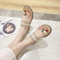 China Best price pearl rhinestone vamp non-slip Sandals women summer new pineapple clip-toe outdoor flat beach shoes for sale