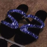 China Hot Selling fashion rhinestone Sandals Women New Design z-shaped summer flat casual solid color slippers for sale