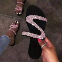 China Hot Selling fashion rhinestone Sandals Women New Design z-shaped summer flat casual solid color slippers for sale