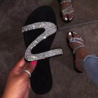 China Hot Selling fashion rhinestone Sandals Women New Design z-shaped summer flat casual solid color slippers for sale