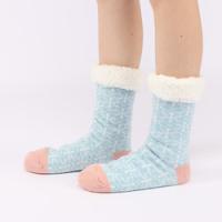 China 2021 winter hot sell women thick socks snow pattern print slipper sherpa socks new design house indoor fashion socks for sale