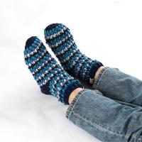 China Custom Fashion Cute Stripes Winter Women Thick Thermal Fuzzy Christmas Fluffy socks blue striped floor Socks for sale