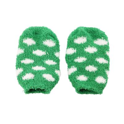 China kids baby keep warm socks green winter socks knit home slipper socks for sale