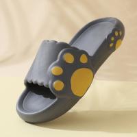 China Slippers women summer home thick bottom non-slip indoor shoes wholesale couple household bear claw men flat sandals for sale