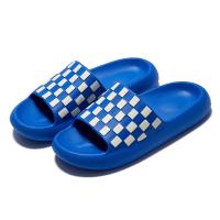 China Female cheap bedroom Black White Grid Flat Sandals Adult indoor non-slip Women Slippers for Men home shoes light for sale