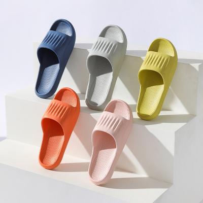 China New design Women summer slippers fashion simple home non-slip indoor shoes couple soft lightweight men Other sandals for sale