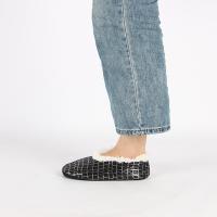 China Adult cotton velvet Socks Fuzzy Soft Comfortable Women Winter Slipper Warm ladies slipper Socks With High Quality for sale