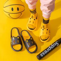 China New uppers hollow couple sandals indoor non-slip two-color bottom slippers summer fashion casual slipper dog sandals for sale