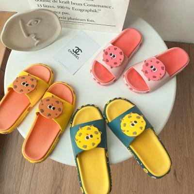 China Net celebrity slippers wholesale summer cute indoor non-slip soft-soled sandals wear-resistant comfortable couple slippers for sale