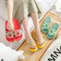 China 2021 new cute fruit pattern sandals summer ladies indoor casual slippers non-slip wear-resistant comfortable slippers for sale