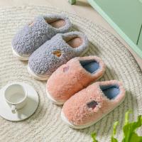 China 2021 ladies wholesale winter keep warm thick bottom anti-slip slippers cute soft plush indoor home shoes for sale