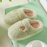 China 2021 ladies wholesale winter keep warm thick bottom anti-slip slippers cute soft plush indoor home shoes for sale