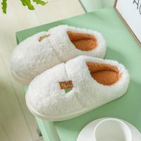 China 2021 ladies wholesale winter keep warm thick bottom anti-slip slippers cute soft plush indoor home shoes for sale