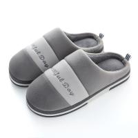China New design 2021 couple slippers winter plus plush warm thick bottom non-slip ladies home indoor shoes for sale