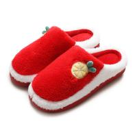 China 2021 new design slippers female winter cute comfortable home indoor shoes soft plush warm non-slip couple style for sale