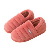 China Winter new design delicate plush slippers for men and women thick-soled couple warm non-slip home indoor shoes for sale