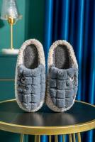 China Winter Slippers Home Women Indoor Couple Style Thick Bottom Warm Anti-Slip Plush Closed Toe House Men TOTOSN for sale