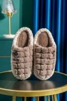 China Winter Slippers Home Women Indoor Couple Style Thick Bottom Warm Anti-Slip Plush Closed Toe House Men TOTOSN for sale