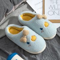 China Ladies new 2021 indoor and outdoor slippers factory price cartoon lovely shape light weight home shoes supplier for sale