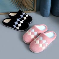 China 2021 New Design soft Plush Warm Breathable Slippers Thick bottom Non-Slip couple Winter Home indoor chunky shoes for sale