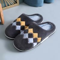 China 2021 New Design soft Plush Warm Breathable Slippers Thick bottom Non-Slip couple Winter Home indoor chunky shoes for sale