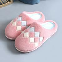 China 2021 New Design soft Plush Warm Breathable Slippers Thick bottom Non-Slip couple Winter Home indoor chunky shoes for sale