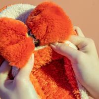 China New Design Cute Bow Slippers Women Winter Home Thick Bottom Warn Non-Slip Couple Style Plush Indoor Cartoon Men for sale