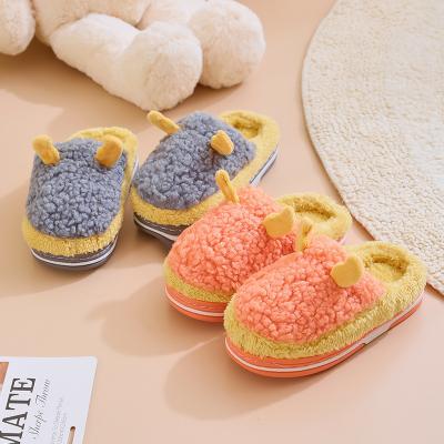 China New arrival 3D Cartoon Antlers Children Slippers Fashion Cute Warm Non-Slip Baby House Indoor Slippers faux fur for sale