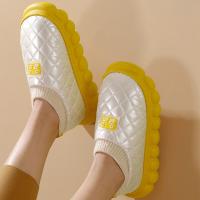China 2021 Winter New Design Shu Velveteen Winter Down Women Slippers Thermal Non-slip special sole Home indoor slippers for sale