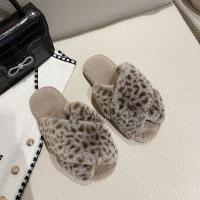 China Women Fluffy Leopard grain house shoe Cozy Faux Fur Cross house Indoor slipper Floor Flat Soft Furry Shoe Lady open toe slipper for sale