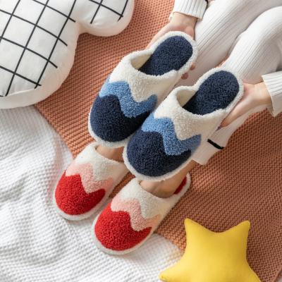 China New design 2021 slippers women winter patchwork color thick soles comfortable slippers family couples warm non-slip house shoes for sale
