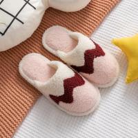 China New design 2021 slippers women winter patchwork color thick soles comfortable slippers family couples warm non-slip house shoes for sale