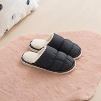 China Unisex good Fabric solid color Indoor Plush House Cotton Women Winter home Slipper in stock lining shoes female fur slippers for sale