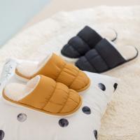 China Unisex good Fabric solid color Indoor Plush House Cotton Women Winter home Slipper in stock lining shoes female fur slippers for sale