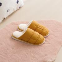 China Unisex good Fabric solid color Indoor Plush House Cotton Women Winter home Slipper in stock lining shoes female fur slippers for sale