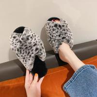 China Women's Fashion Soft house Indoor slipper Home Fluffy house shoes  Cross Open Toe Fur Slides Slippers for sale
