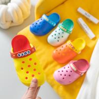 China 2021 new children's hole shoes non-slip boys and girls sandals summer indoor kids home wear-resistant slippers for sale