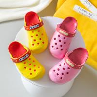 China 2021 new children's hole shoes non-slip boys and girls sandals summer indoor kids home wear-resistant slippers for sale